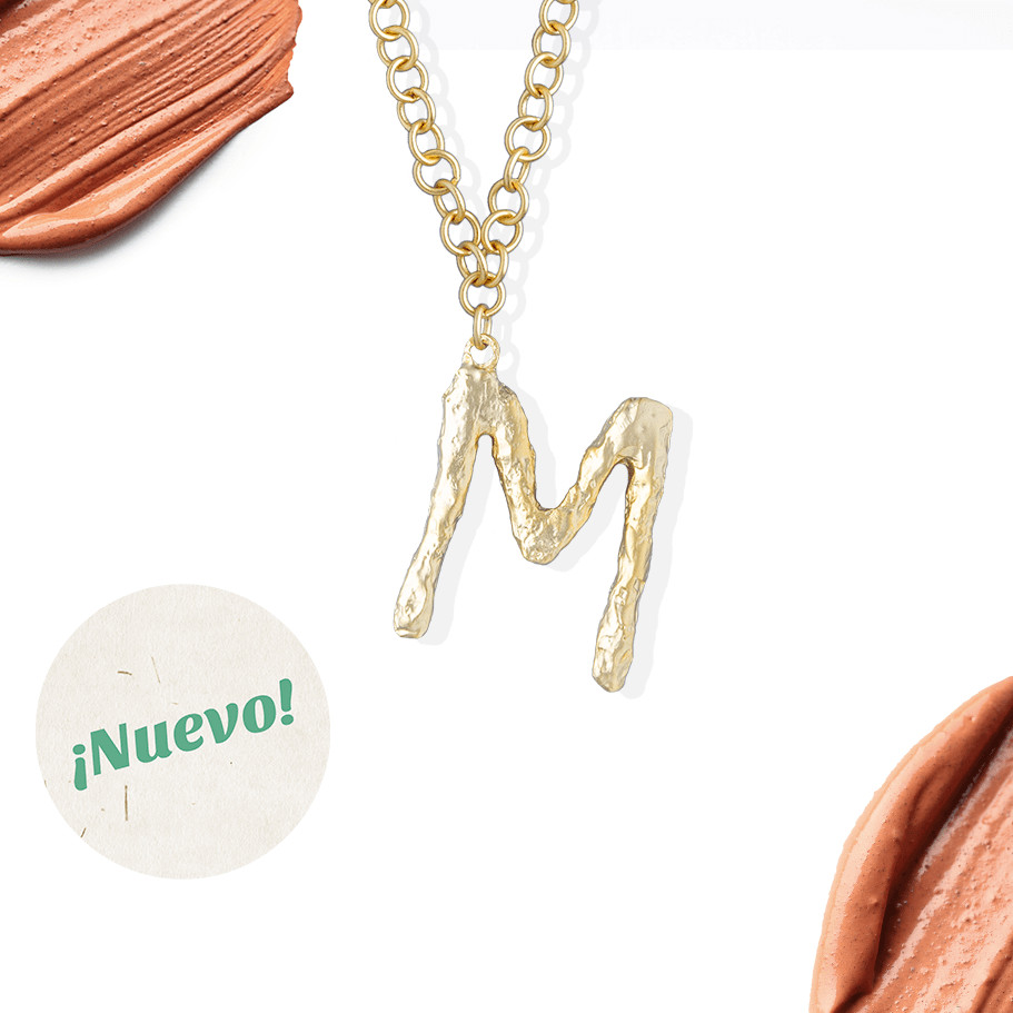 Los collares de letras Sign Your Name, una joya de tendencia para ...